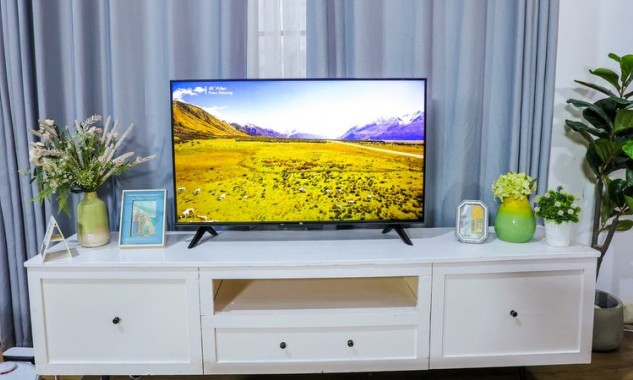 Lần đầu tiên Smart TV 4K của Xiaomi ' made in Việt Nam"